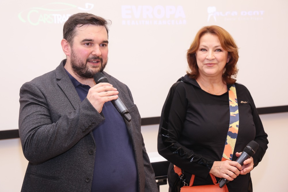 ijournal.cz | Tomáš Magnusek představil svůj seriál Společně sami. Bude ...